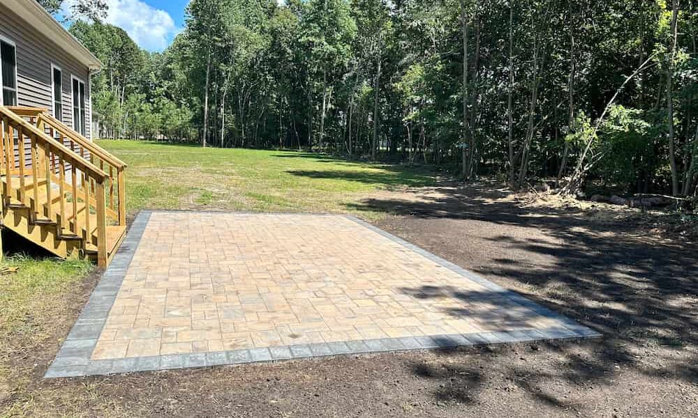 Get Exterior Paver Services in Greater Delaware - Armando's Landscaping ...